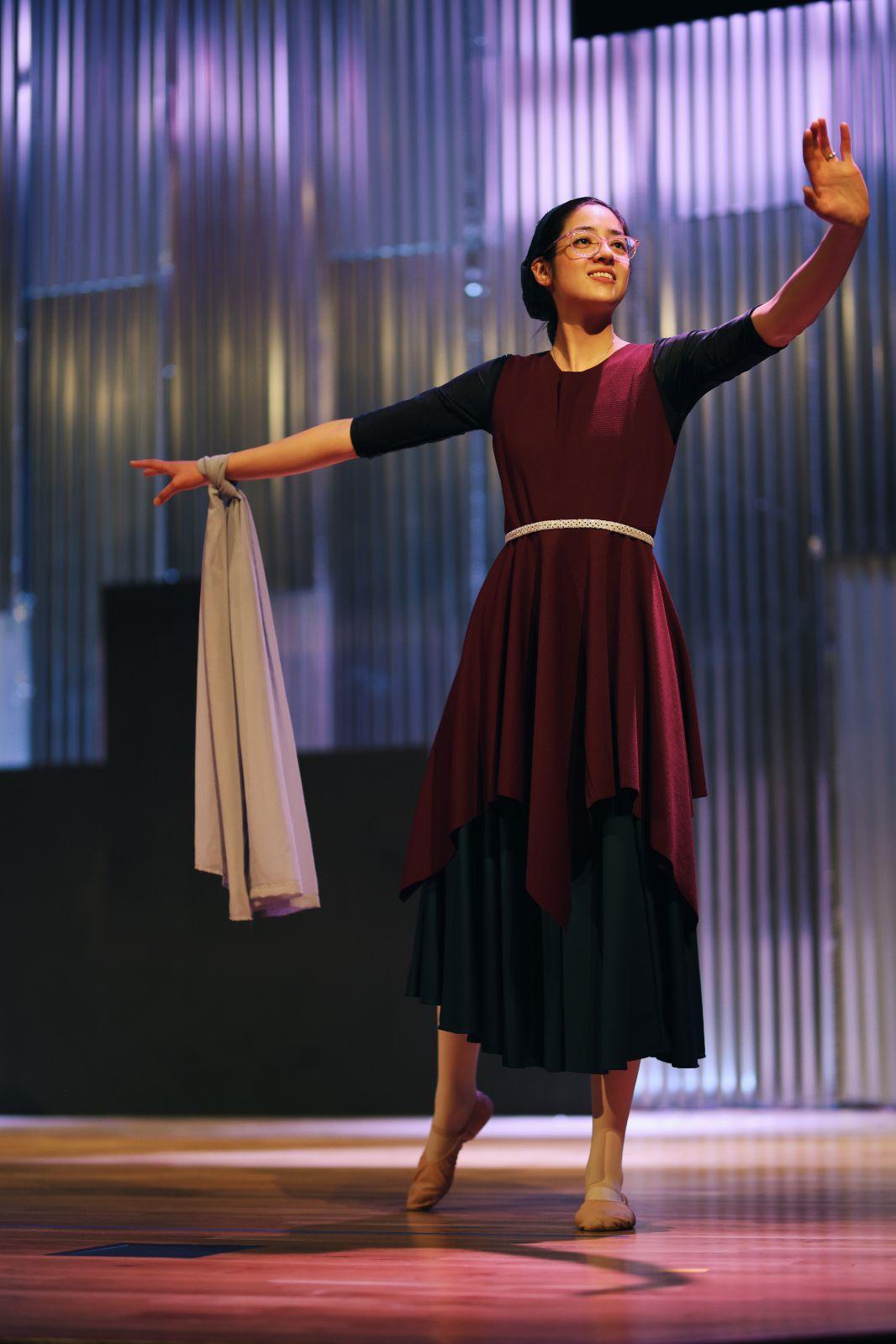 A B O U T – Set Apart Girls Dance Company